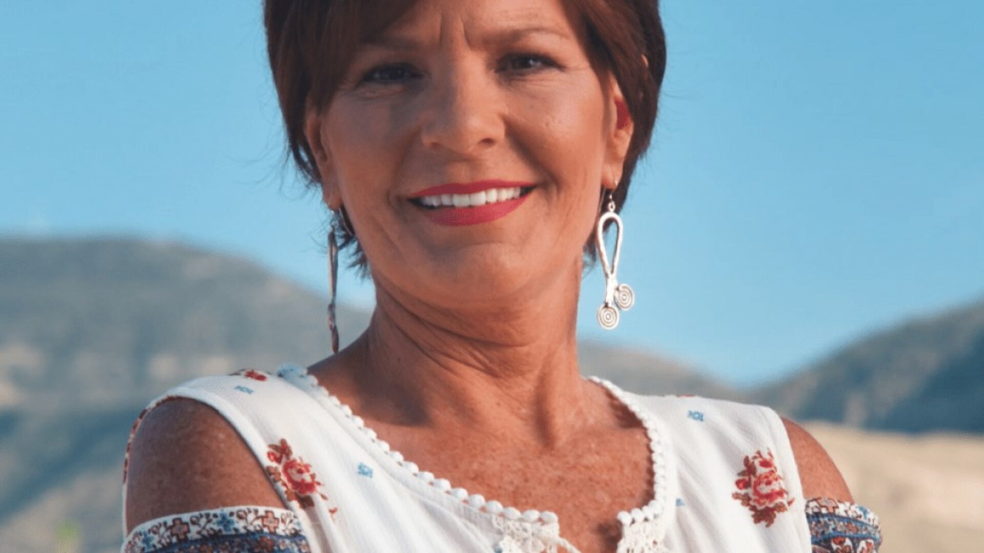 Congresswoman Calls For Asylum For 'Freedom Convoy' Drivers