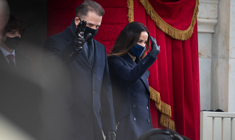 Hunter Biden Eager to Testify in Public Forum