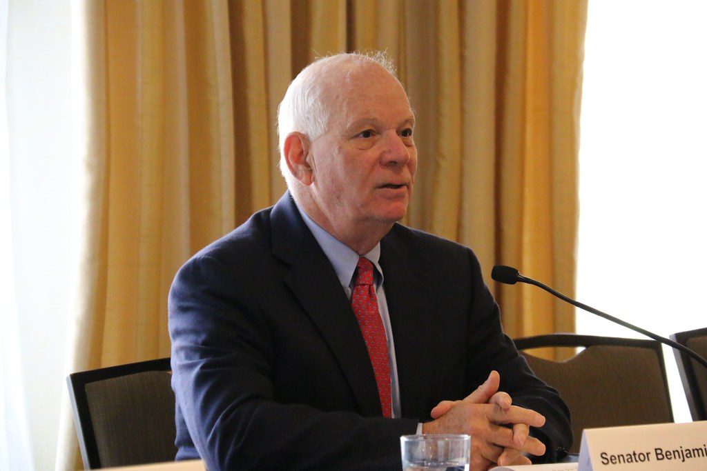 Dem Senator Blocks Bill on Iran Sanctions