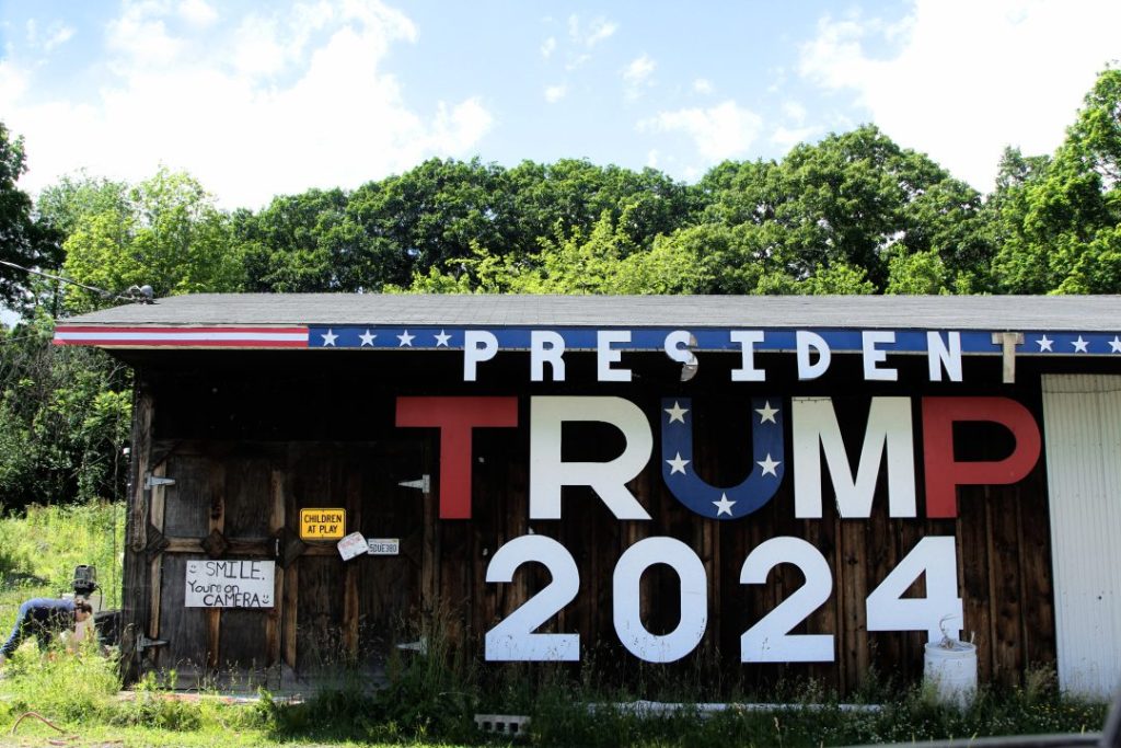 Trump Wins Iowa Caucus in Massive Landslide