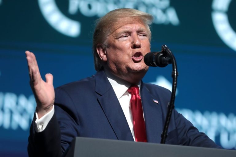 Trump Asks Supreme Court to Remove Fed Governor Cook