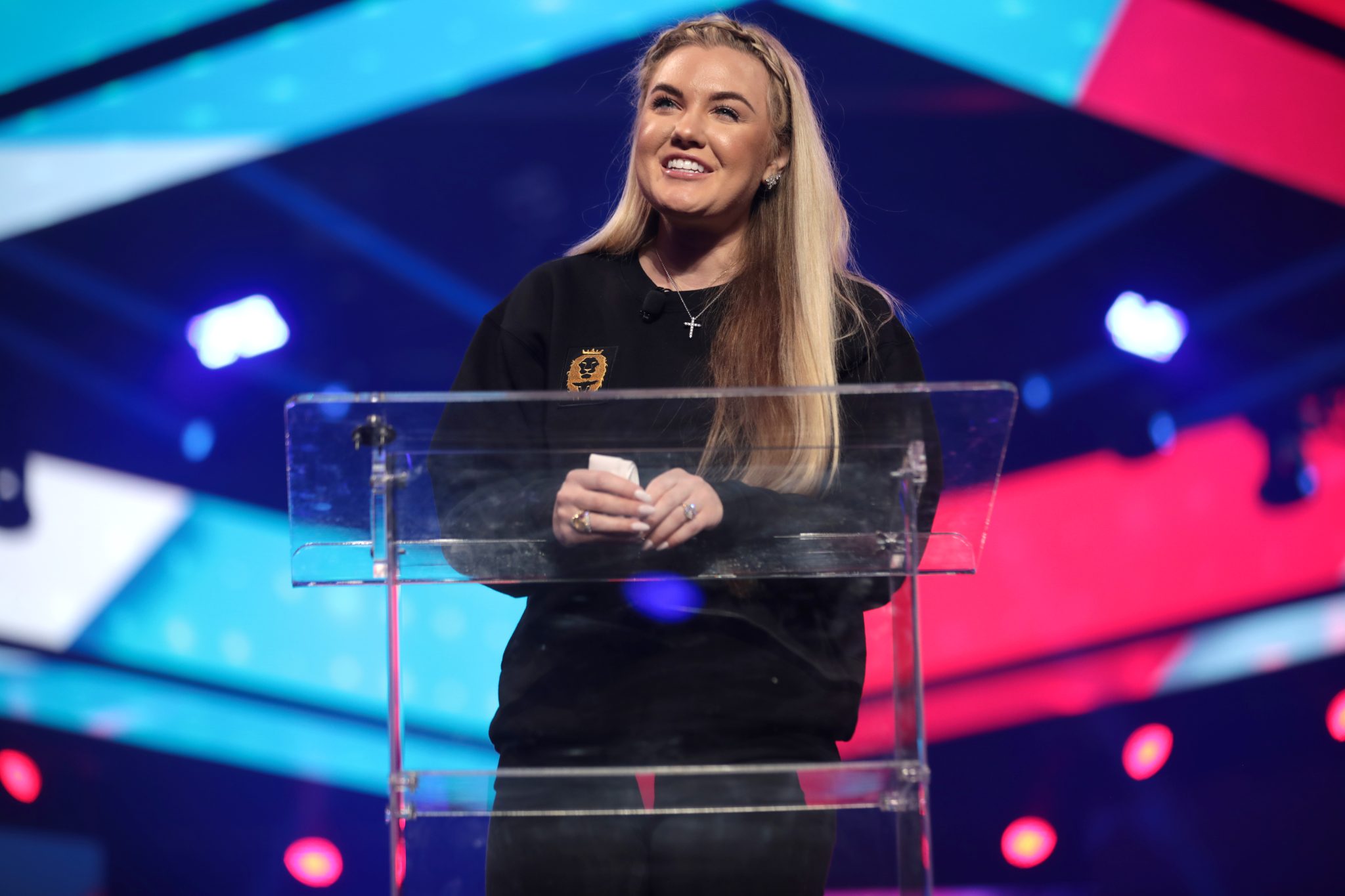 Erika Kirk Accepts Private Talk With Candace Owens as Tensions Rise